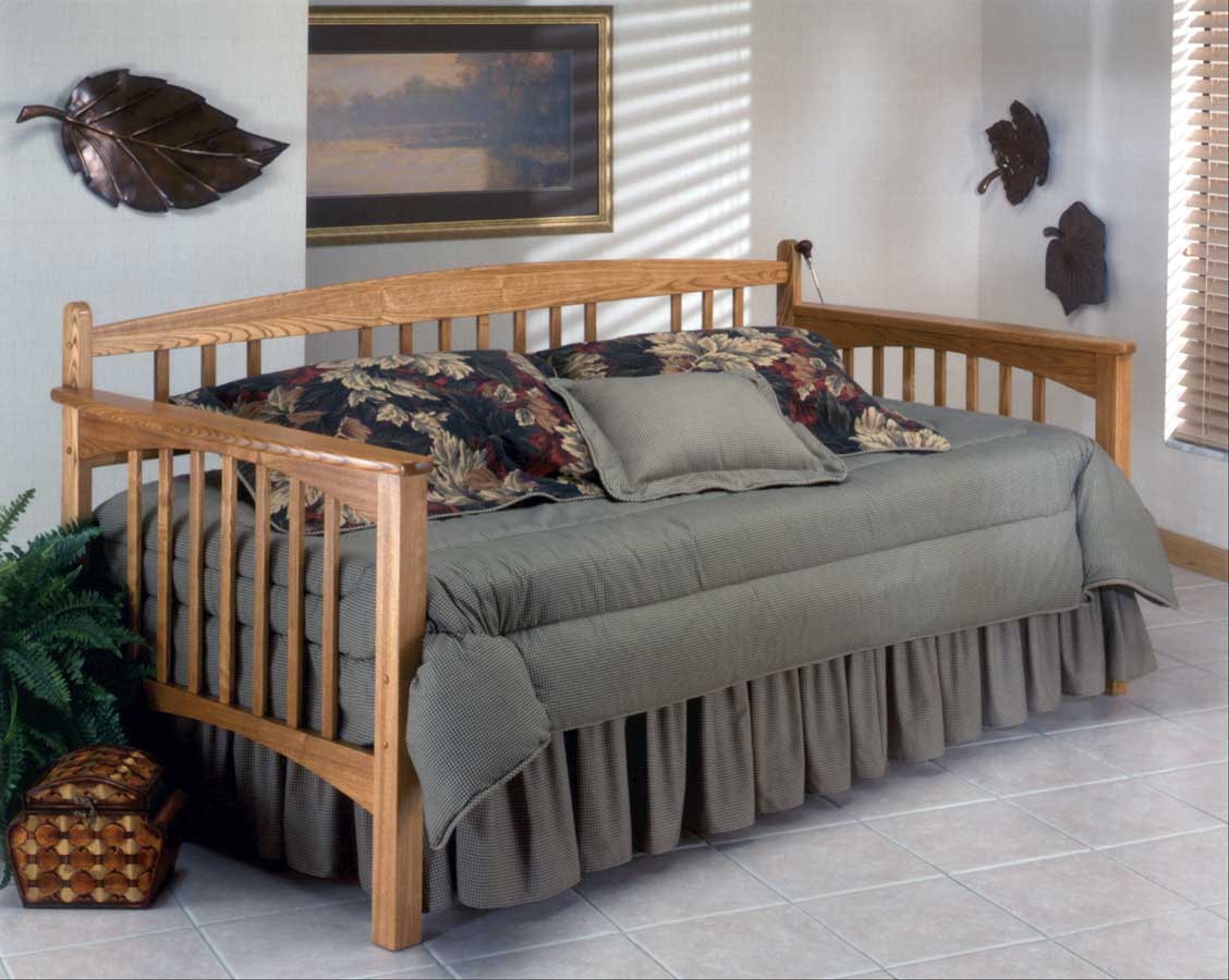 Hillsdale Mission Daybed - Light Oak HD-136-01-02 at Homelement.com