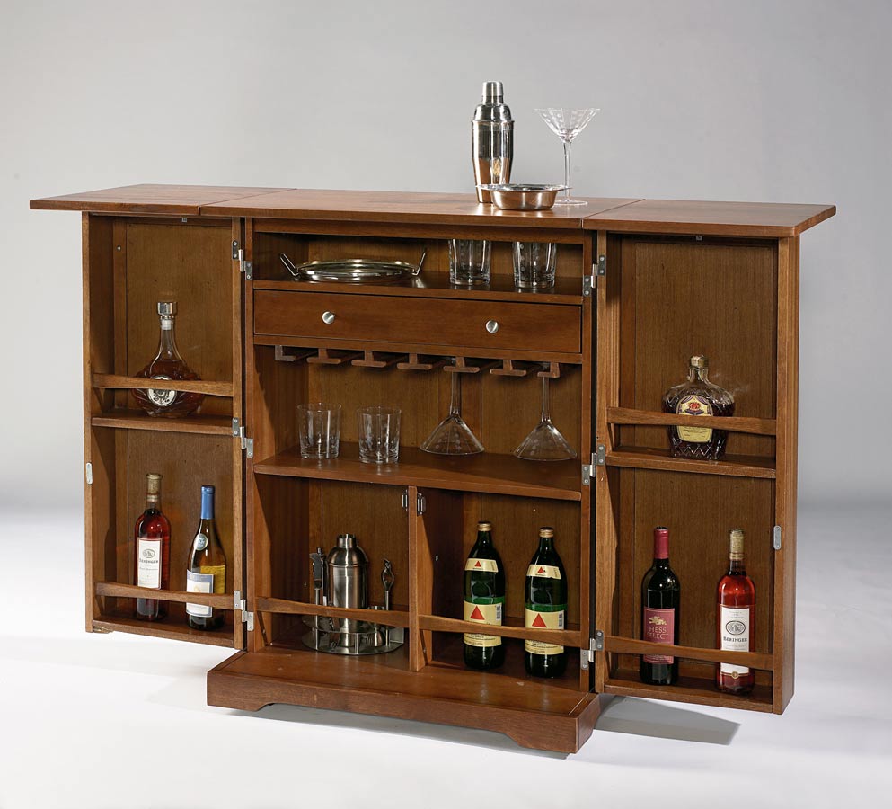 Home Styles Steamer Trunk Bar - Oak 88-5690-99 at Homelement.com