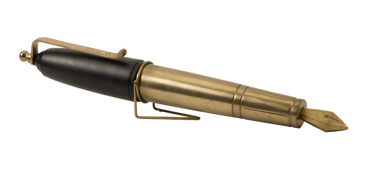 IMAX Hamilton Oversized Pen - Wall or Desk IM-60100 at Homelement.com