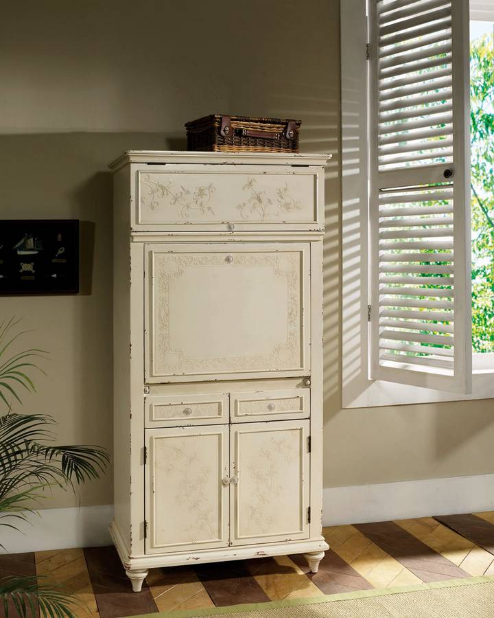 Pulaski Classical Desk PF-739293 at Homelement.com