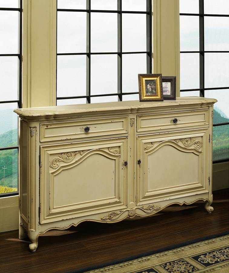 Pulaski Cream Coco Hall Chest PF-739322 at Homelement.com